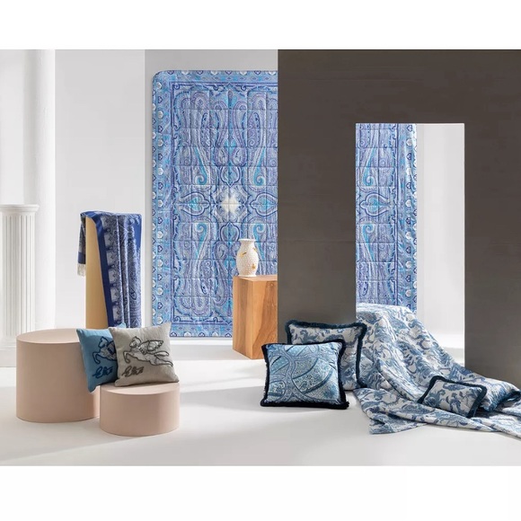 Etro | Bedding | Etro Home Loures Queen Quilted Bedspread Paisley White ...